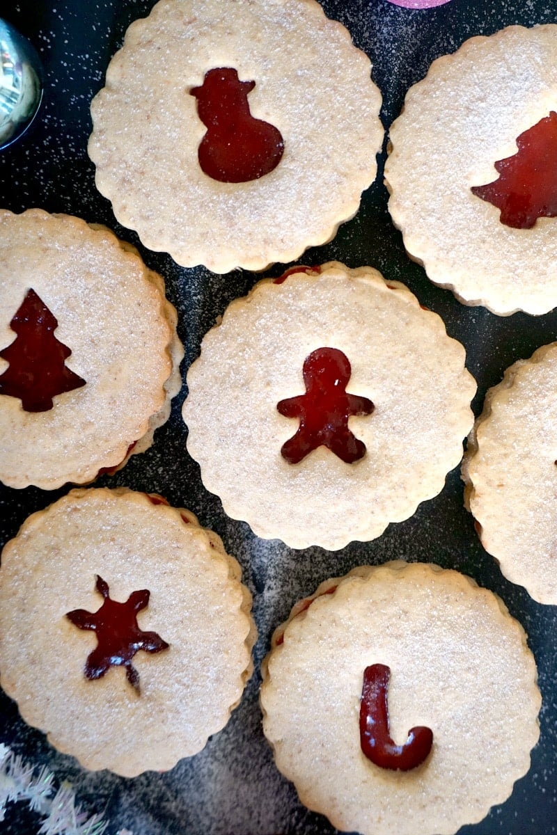 Christmas Linzer Cookies Recipe - My Gorgeous Recipes
