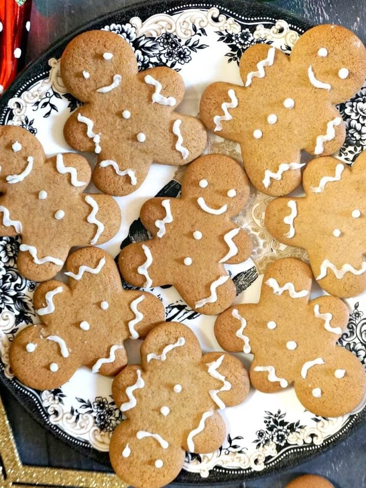 Mary Berry's Ginger Cake Recipe - My Gorgeous Recipes