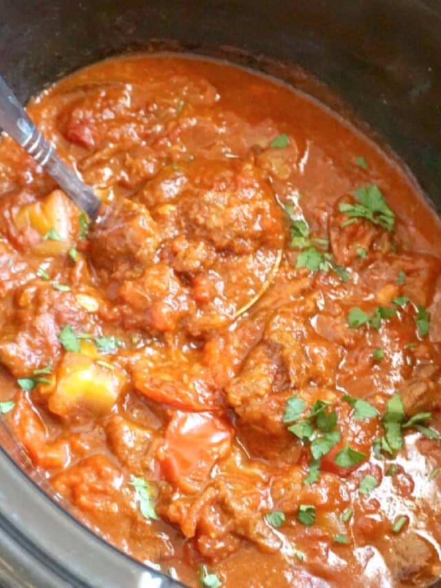 Slow Cooker Beef and Broccoli - My Gorgeous Recipes