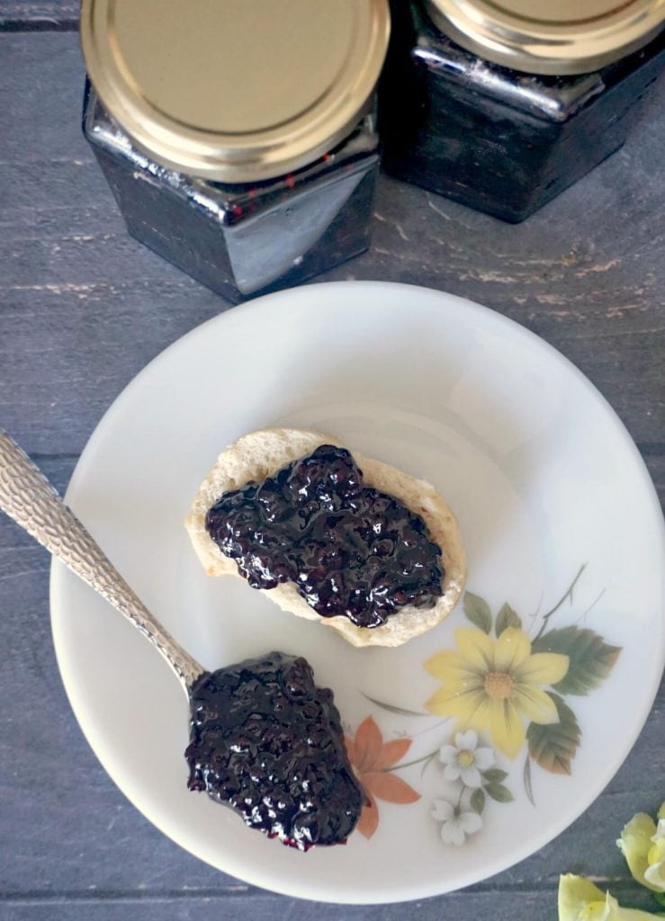 Old-Fashioned Wild Blackberry Jam - My Gorgeous Recipes