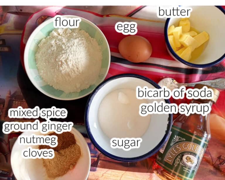 Old-Fashioned Ginger Biscuits - My Gorgeous Recipes