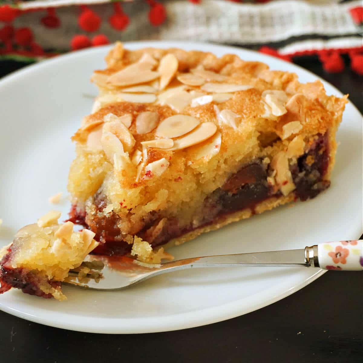 Must-Try Classic British Desserts - My Gorgeous Recipes