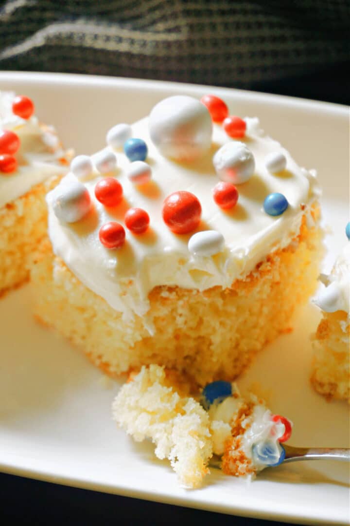 Traybake Sponge Cake with Cream Cheese Frosting - My Gorgeous Recipes