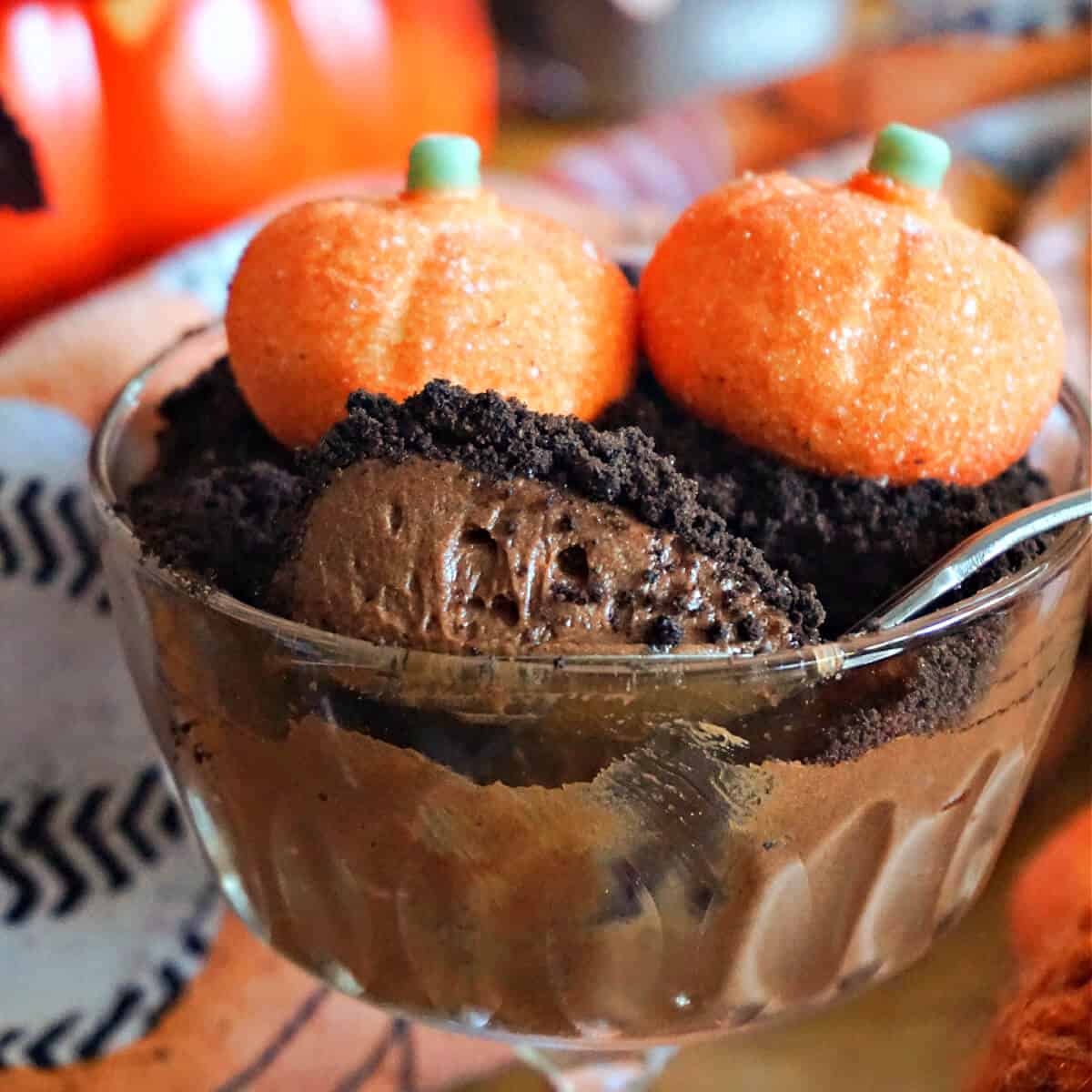 Halloween Chocolate Mousse | Pumpkin Patch Dirt Cups - My Gorgeous Recipes