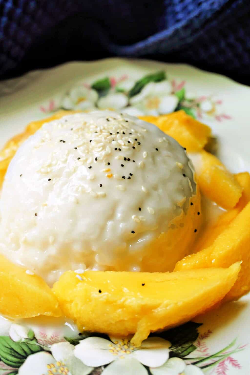 Easy Mango Sticky Rice Recipe - My Gorgeous Recipes