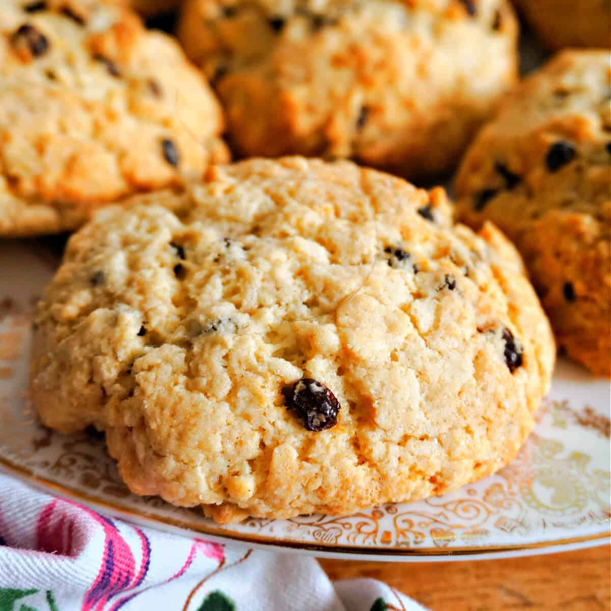 Old-Fashioned Rock Cakes - My Gorgeous Recipes